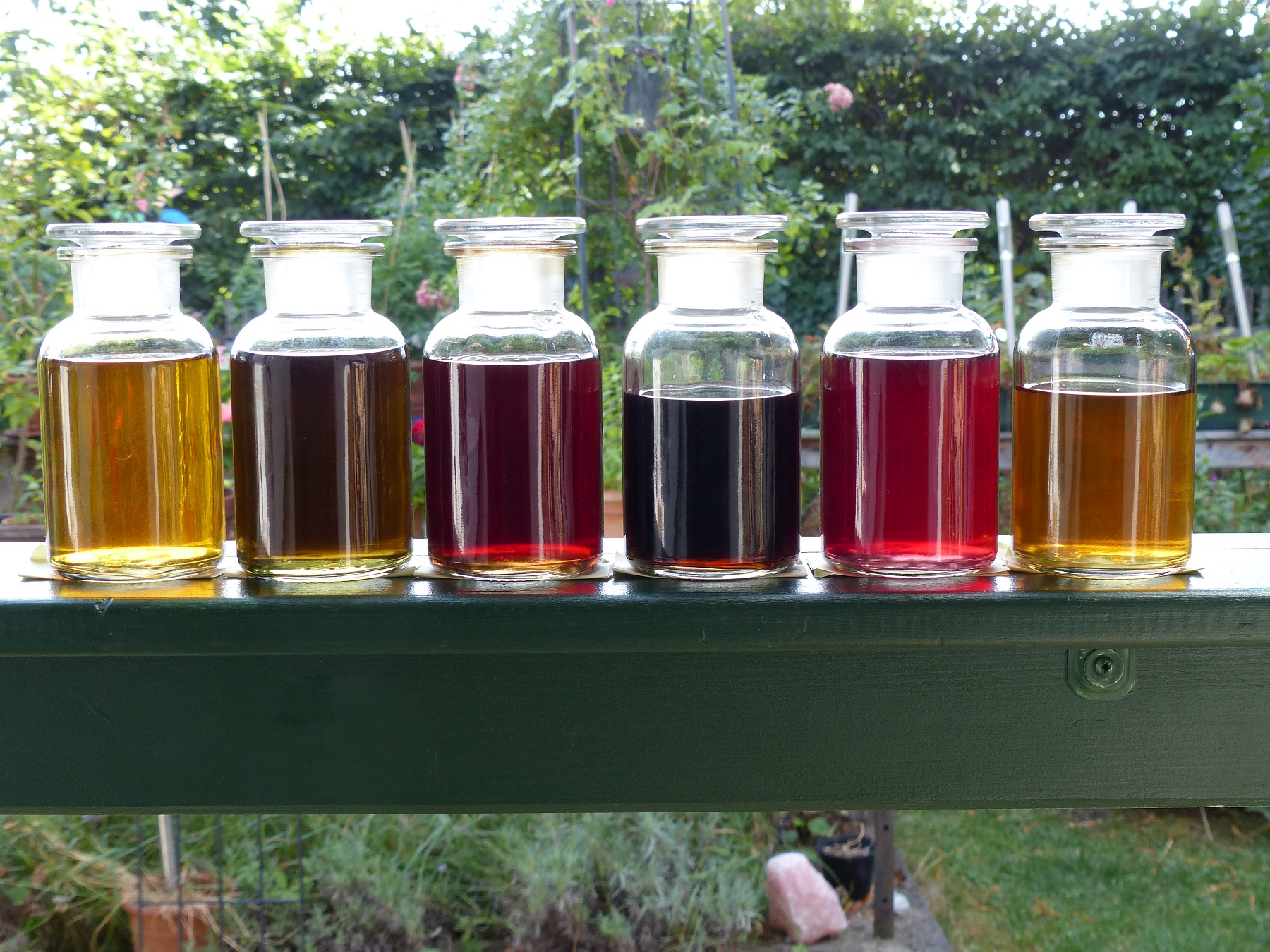Tinkturen •Alte Aromaexperten.at